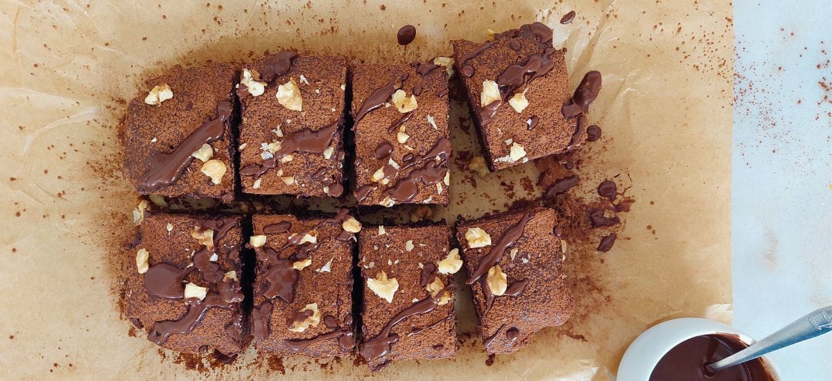 Brownie de chocolate húmido com nozes - Cozinhar e Saborear